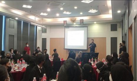 Beragam Jenis Piring dalam Tatanan Table Manner dan Piring Untuk ...