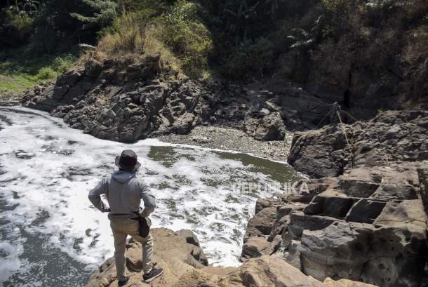 Curug Jompong di Musim Kemarau