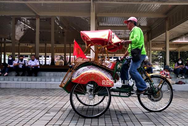 Modifikasi Becak Kayuh Jadi Becak Listrik