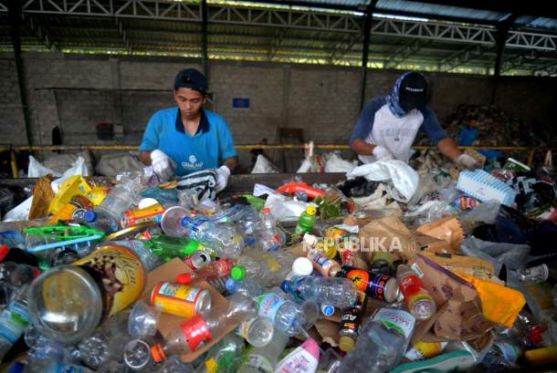 Pengelolaan Sampah Mandiri di Panggungharjo, Bantul Pengelolaan Sampah Mandiri di Panggungharjo, Bantul