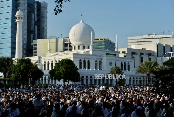 Suasana Shalat Idul Adha di Masjid Al Azhar