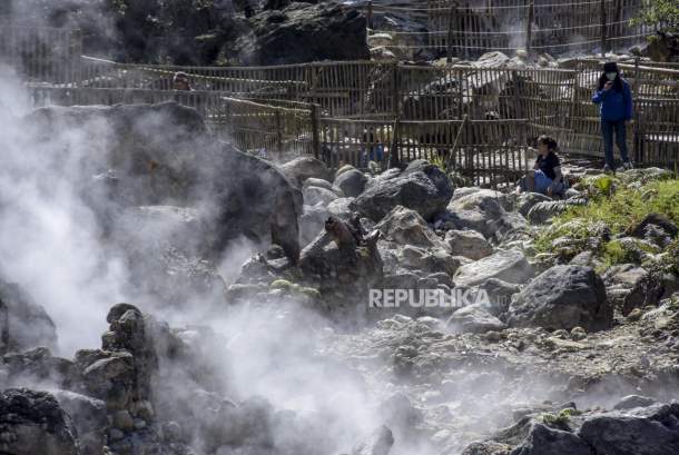 Wisata Alam Kawah Rengganis