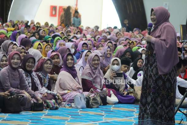 Pengajian Ibu-Ibu, Riwayatmu