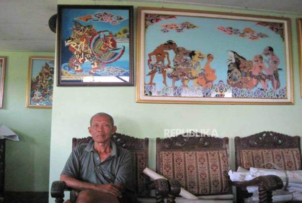 Para Maestro di Balik Kaca