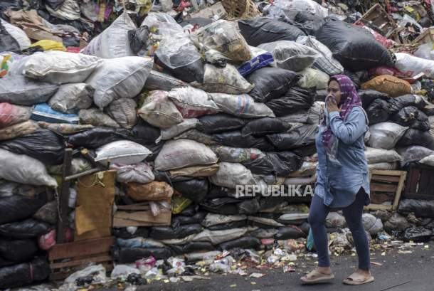 Krisis Sampah Kota Bandung Masih Berlanjut