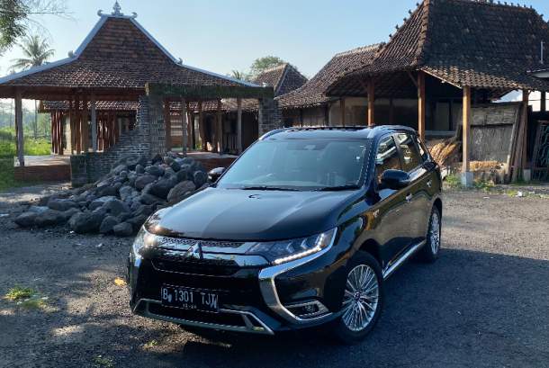 Mobil Hijau untuk Yang Masih Khawatir Fasilitas Pendukung