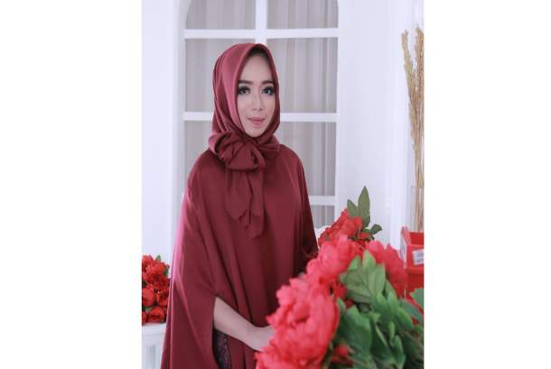 Dr Indri Chairunnisa, Doktor Muda Jawara Kontes Muslimah