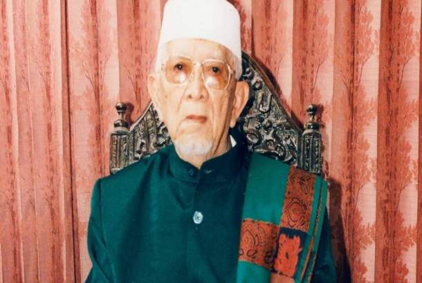 KH Muntaha, Teladan Mencintai Alquran