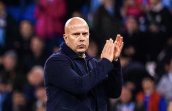 Arne Slot Pahami Kekecewaan Fans Liverpool Usai Gagal Menang ...