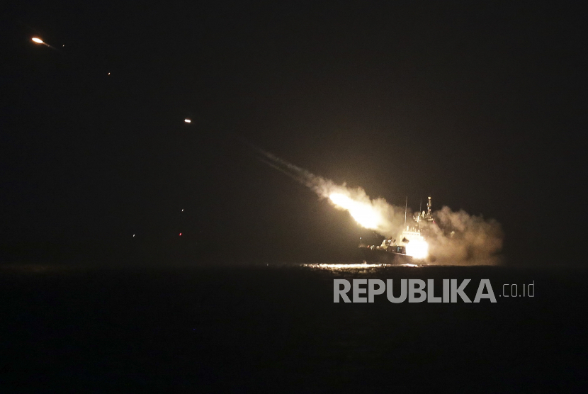 Operasi Laut TNI AL di Natuna | Republika Online