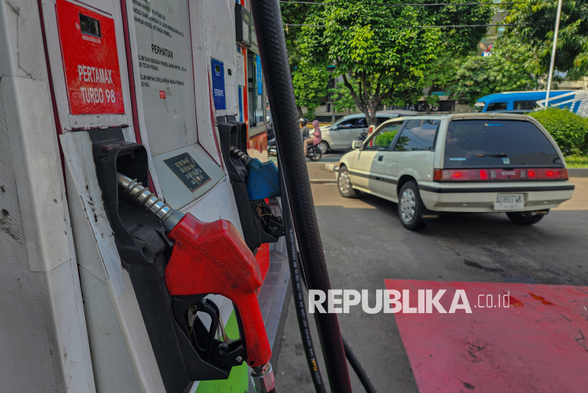 Menteri Bahlil Sebut Kenaikan BBM Nonsubsidi Sesuai Mekanisme Pasar ...