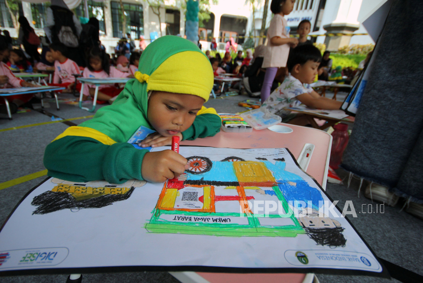 Semarak Pekan West Java Digital dan Sharia Economic Festival (DIGISEF ...