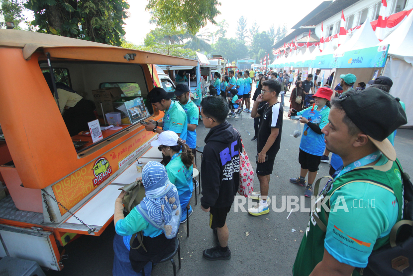 Semarak Pekan West Java Digital dan Sharia Economic Festival (DIGISEF ...