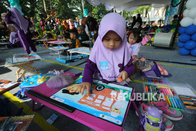 Semarak Pekan West Java Digital dan Sharia Economic Festival (DIGISEF ...