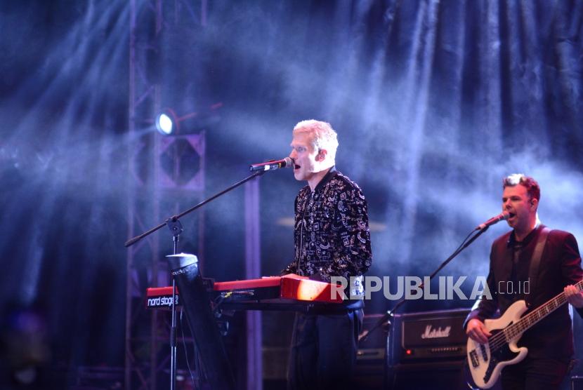 Lagu-Lagu MLTR Bawa Kenangan Generasi 90-an di The 90's Fest ...