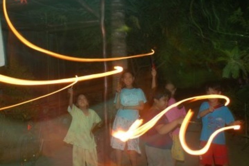 Warga Garut Dilarang Pesta Kembang Api pada Pergantian Tahun ...