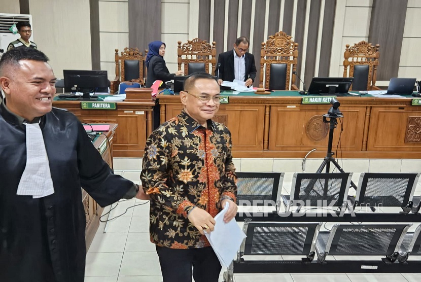 Mantan Bupati Pati Sudewo Didakwa Terima Suap Rp3,8 Miliar di Kasus ...