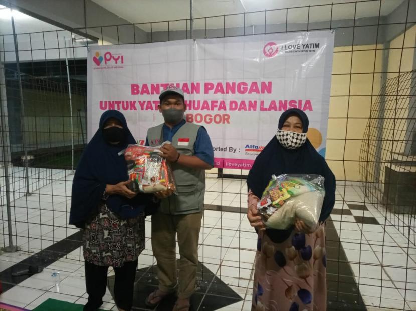 PYI Salurkan Sembako untuk Yatim Dhuafa Bogor dan Sukabumi | Republika Online