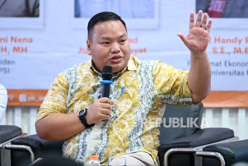 Jelang May Day, Kesejahteraan Buruh Dinilai tak Hanya Upah | Republika ...