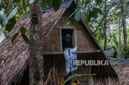 Aktivis Berupaya Hidupkan Kembali Leuit Tradisi Menyimpan Hasil Panen ...
