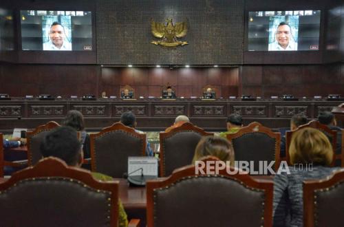 Kelindan Antara Revisi UU MK dan Dugaan Upaya Menyingkirkan Saldi Isra ...
