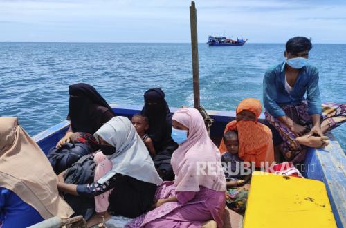 Sebanyak 264 Imigran Etnis Rohingya Mendarat di Pantai Aceh Timur ...