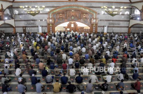 7 Adab dan Sunnah Muliakan Hari dan Pelaksanaan Sholat Jumat ...
