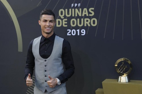 Cristiano Ronaldo Akhirnya Temukan Identitas Edna | Republika Online