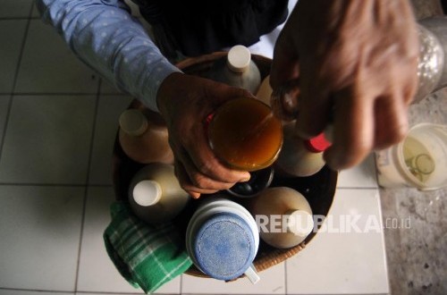 30 Penjual Jamu Gendong Yogyakarta Raih Sertifikasi BPOM | Republika Online
