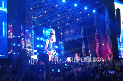 Slank Hebohkan JIExpo Gelar Konser dengan Tema Pasar Malam Empat Satoe ...