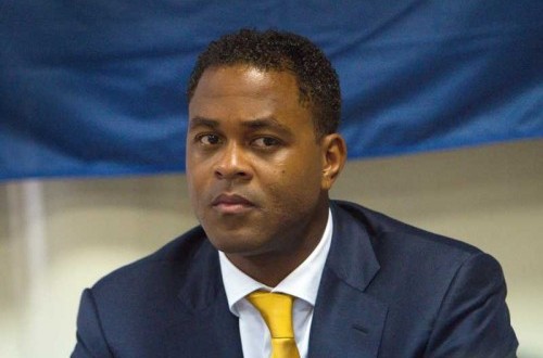 Diungkap Fabrizio Romano, Ini Durasi Kontrak dan Target untuk Kluivert ...
