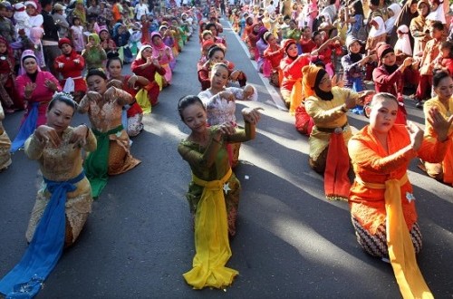 'Solo Dancing 24 Hours' to draw 2,500 dancers | Republika Online