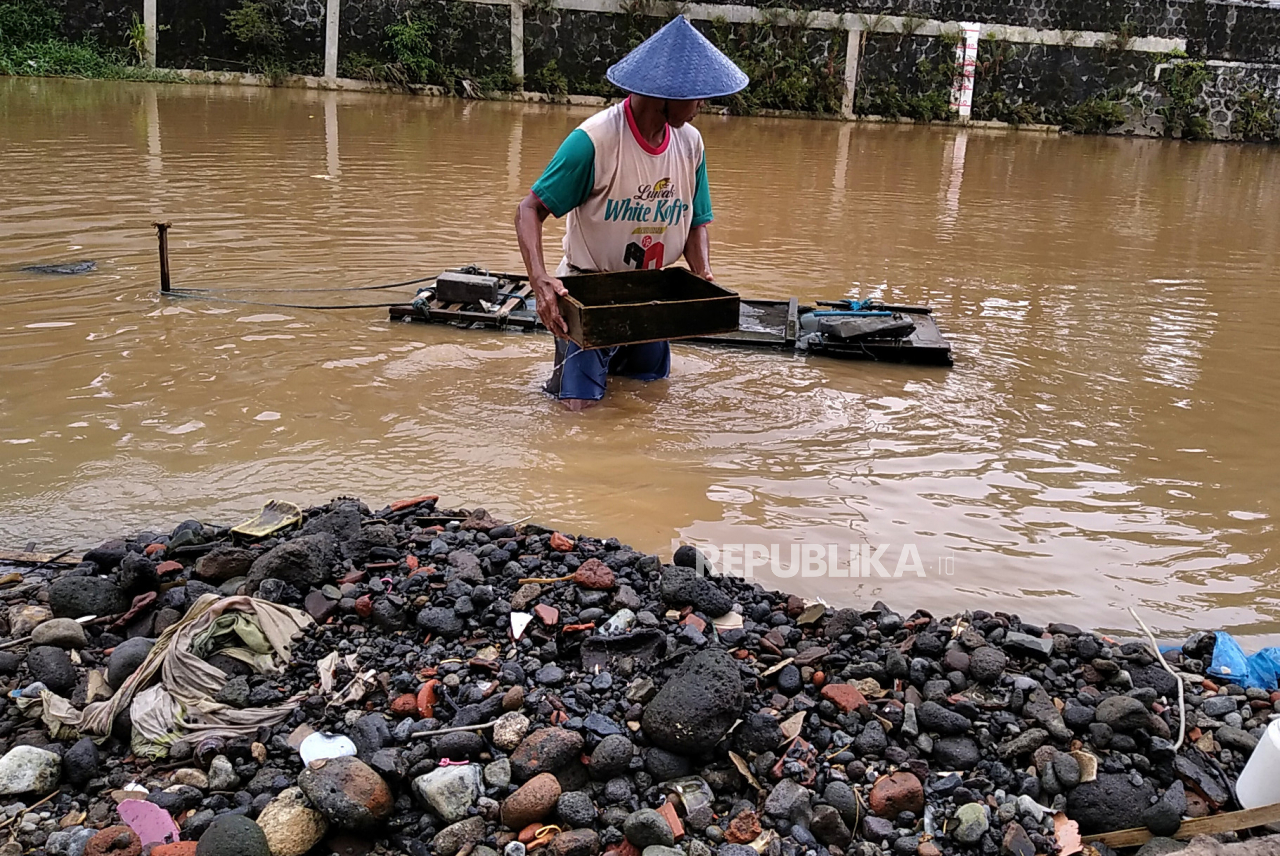 Tambang Pasir Sungai Code Gondomanan