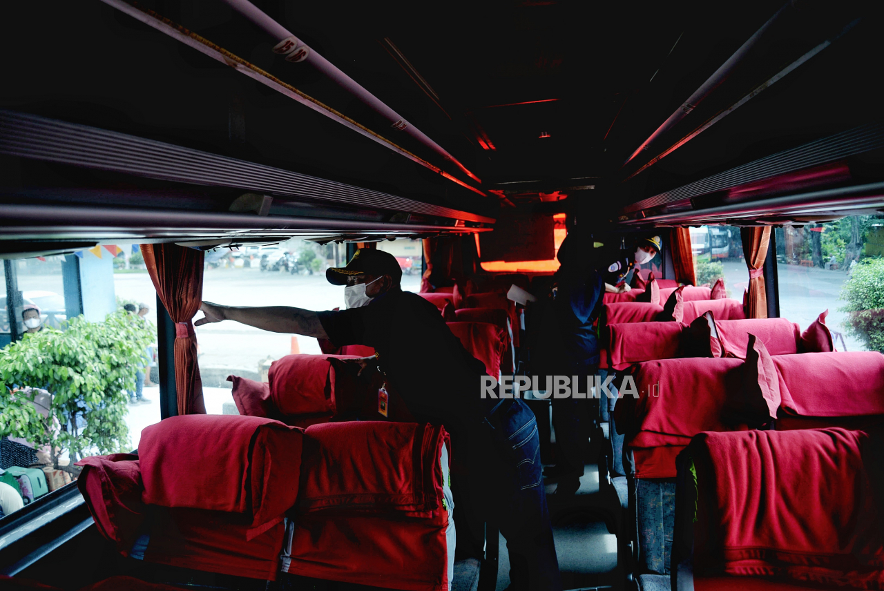 Peningkatan Penumpang di Terminal Kampung Rambutan Peningkatan Penumpang di Terminal Kampung Rambutan
