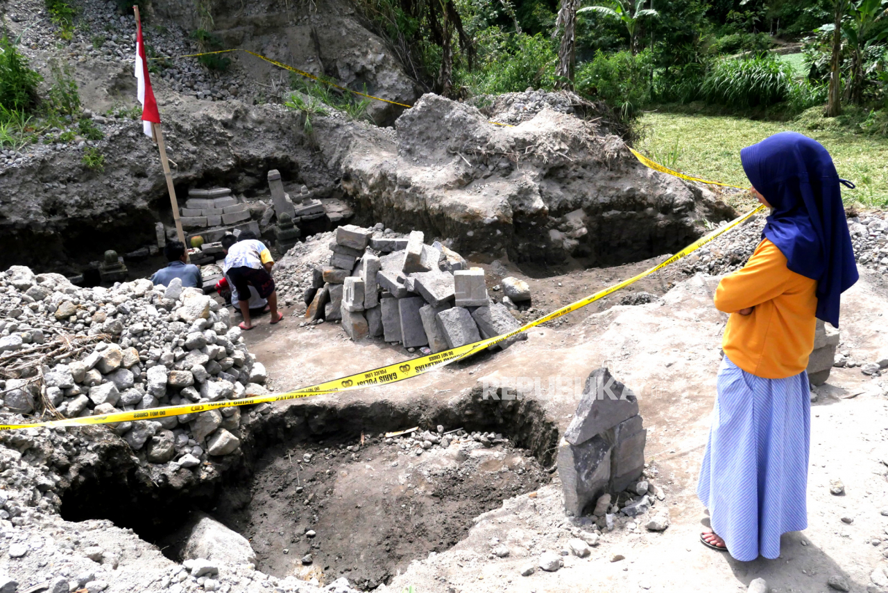 Penemuan Struktur Candi di Lereng Merapi