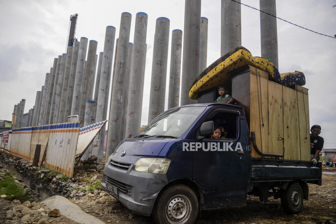 Pembebasan Lahan Proyek Jalan Tol