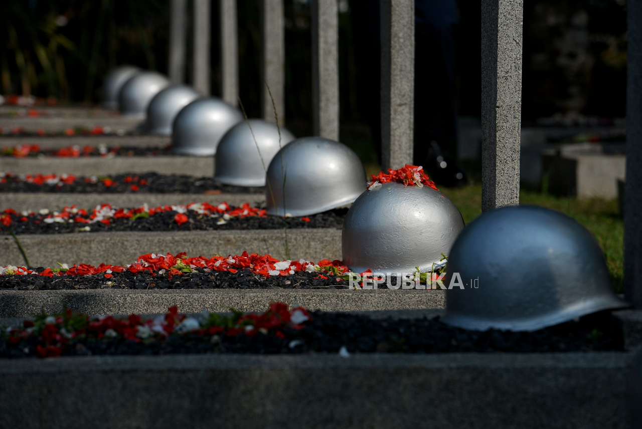 Kasum TNI Pimpin Upacara Ziarah Nasional dsn Tabur Bunga