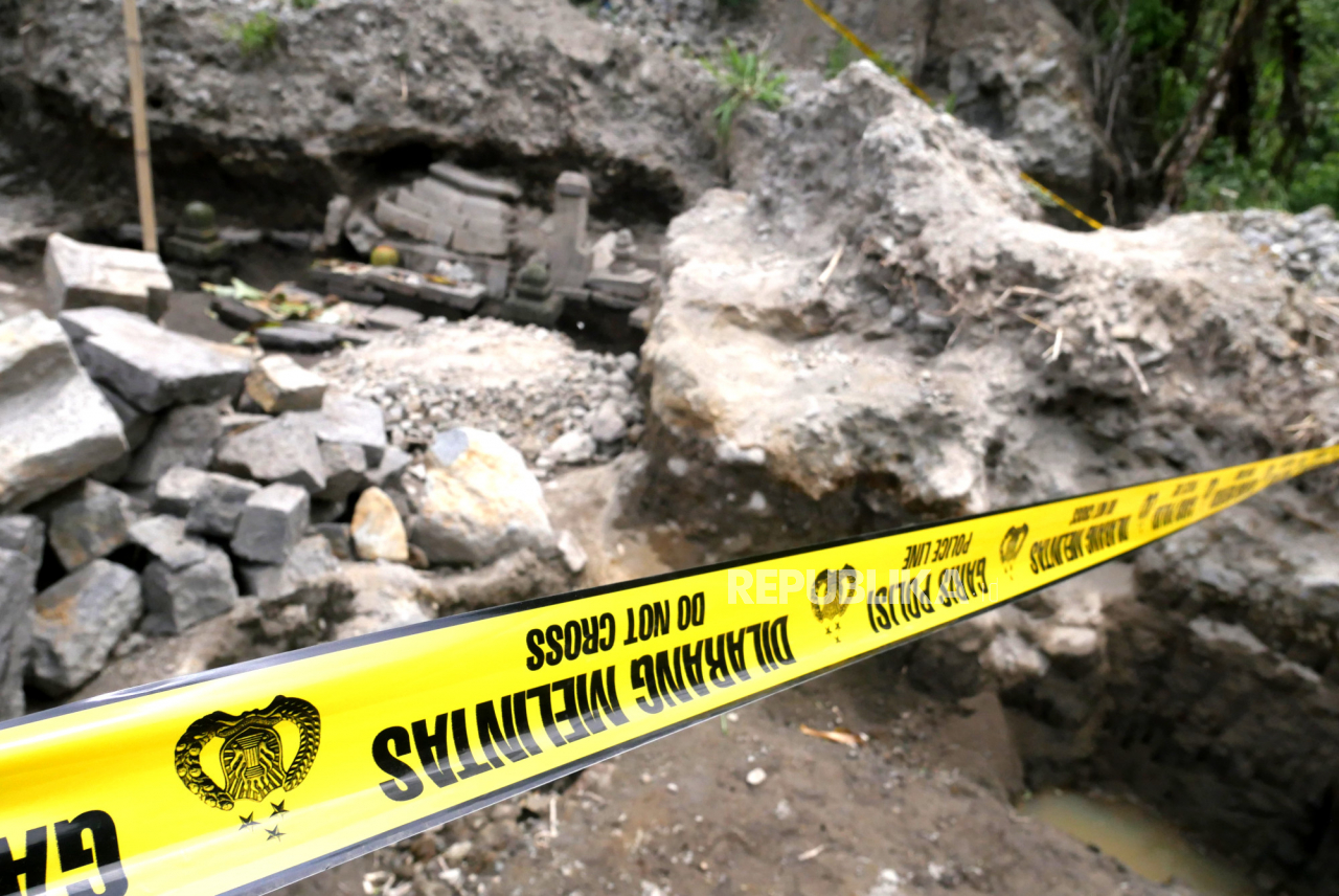 Penemuan Struktur Candi di Lereng Merapi