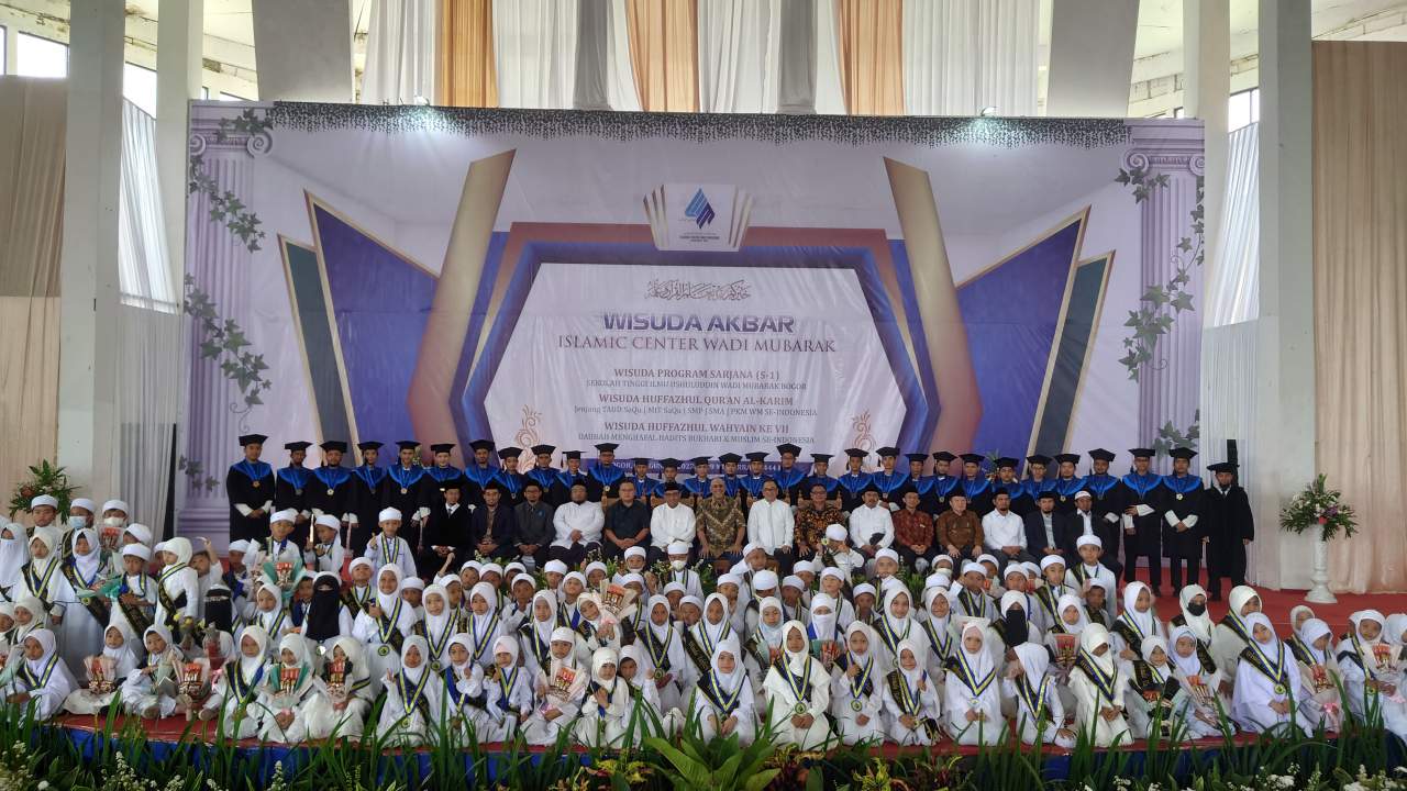Islamic Center Wadi Mubarak Gelar Wisuda Akbar