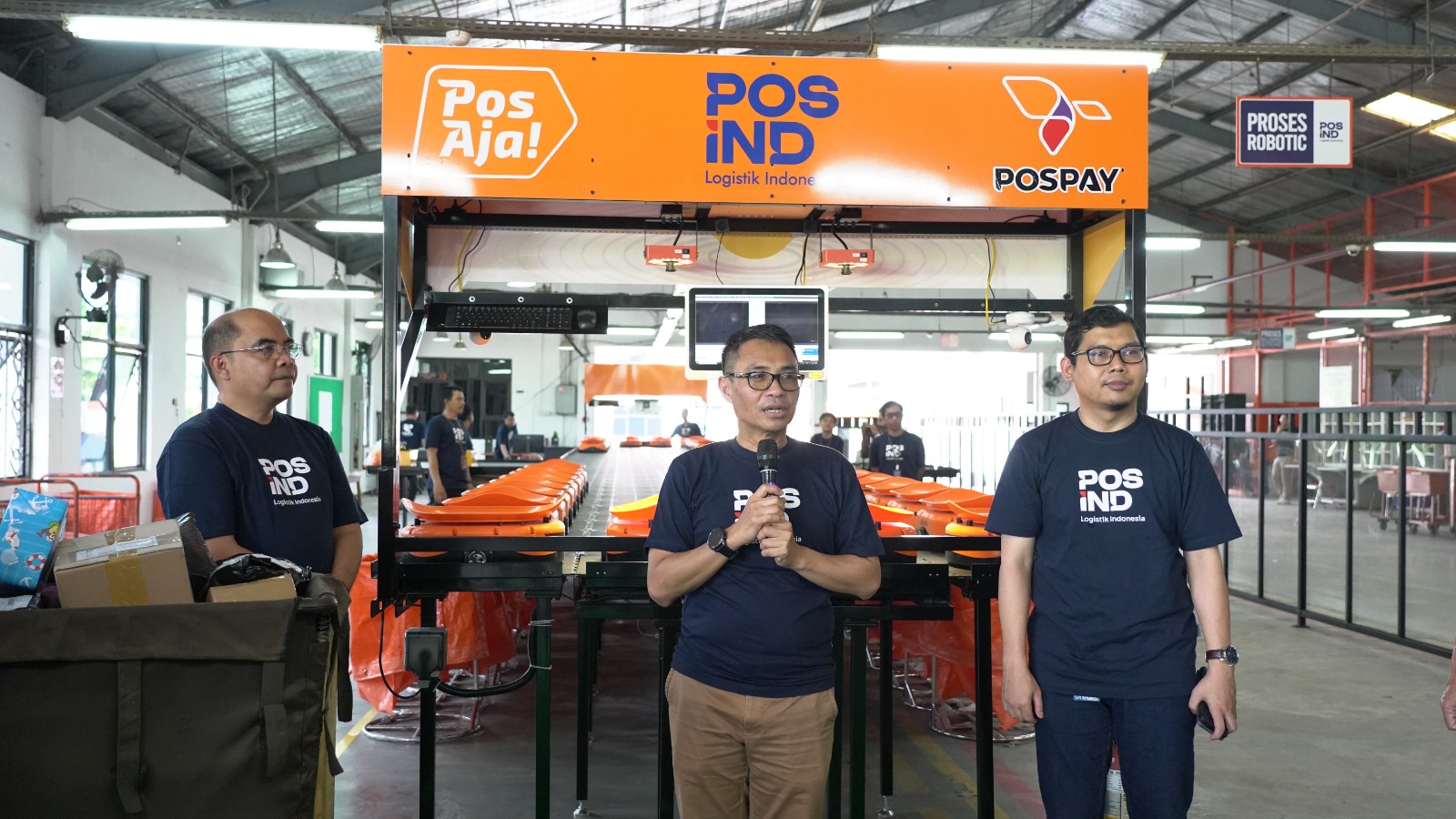 Dorong Transformasi Bisnis, Erick Thohir Resmikan Mesin Sortir Robotik ...