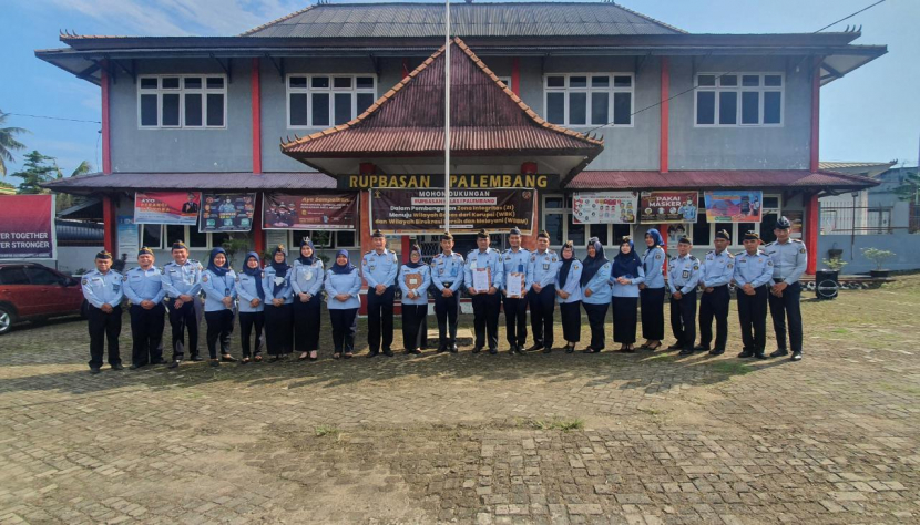Kepala Rupbasan Palembang Lantik 3 ASN yang Naik Pangkat Kepala Rupbasan Palembang Lantik 3 ASN yang Naik Pangkat
