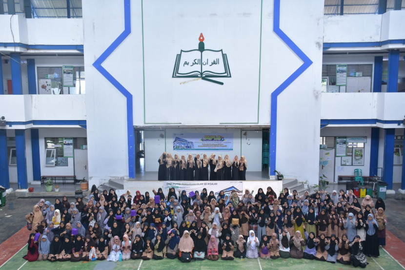 Siswa Baru Ar Risalah Padang Ikuti Arabic Camp