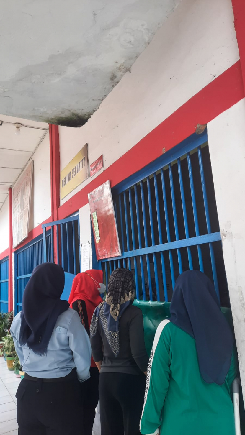 Kalapas Perempuan Palembang Bersama Perwira Piket Hari Libur Kontrol ... Kalapas Perempuan Palembang Bersama Perwira Piket Hari Libur Kontrol ...