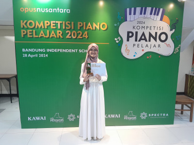 Pelajar Madrasah Asal Sukabumi Juarai Lomba Piano Pelajar Nusantara | bandung24jam.id