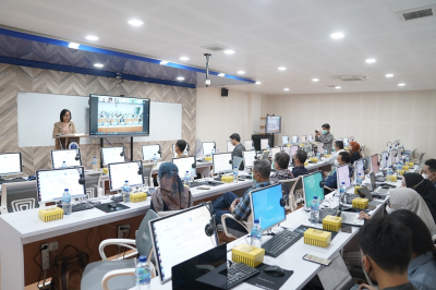 ITB Punya Hybrid CreateView Smart Classroom, Pertama dan Satu-satunya di Indonesia | kampus